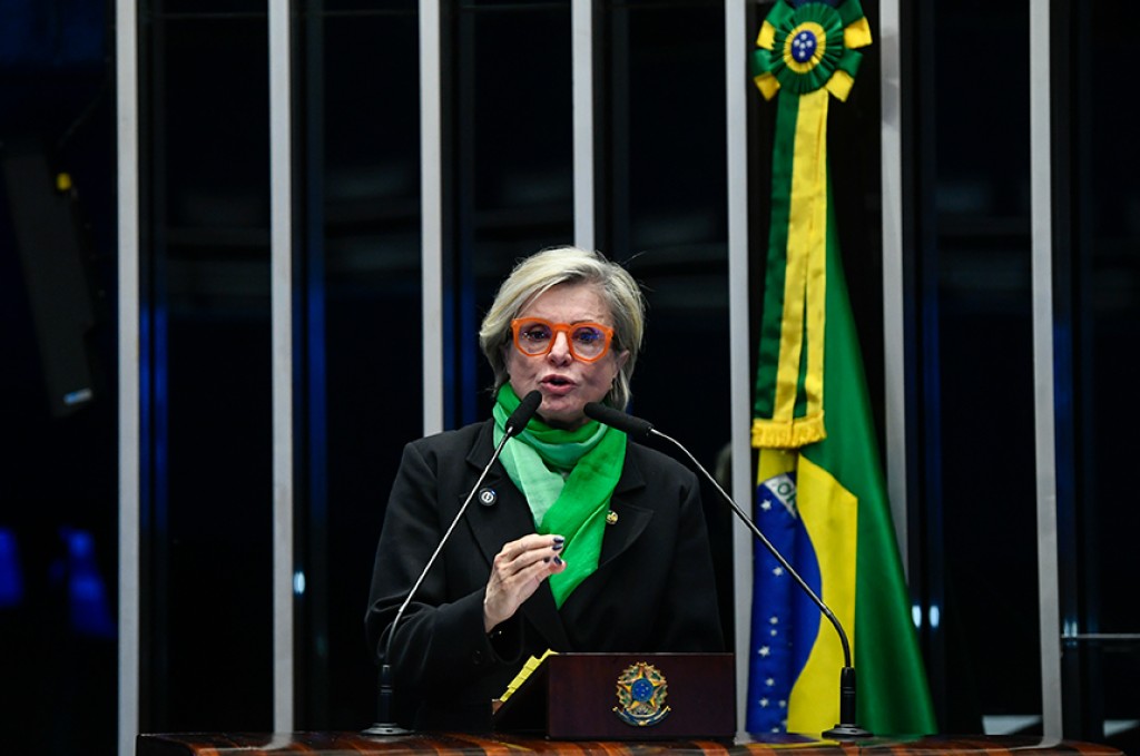 Buzetti cobra aplicação da lei de combate ao feminicídio