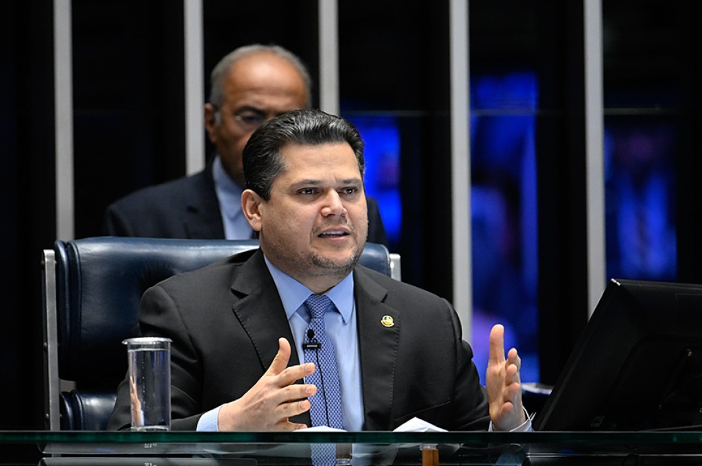 Senado susta norma do Conanda sobre aborto em crianças e adolescentes